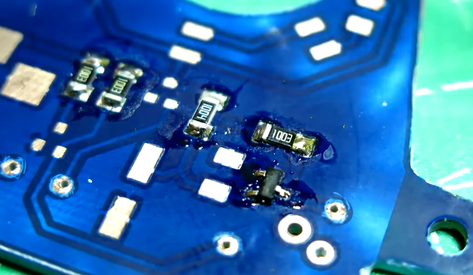 SOT23 vs. SOT323: What’s the Difference? - Technetron Electronics