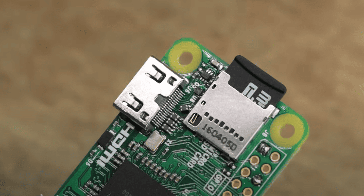 DIY Raspberry Pi Handheld Console