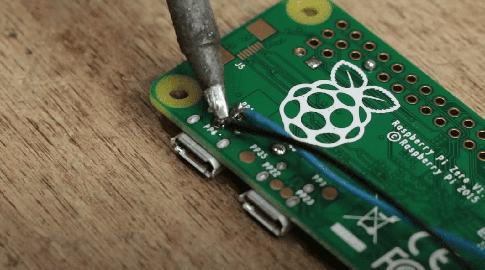 DIY Raspberry Pi Handheld Console