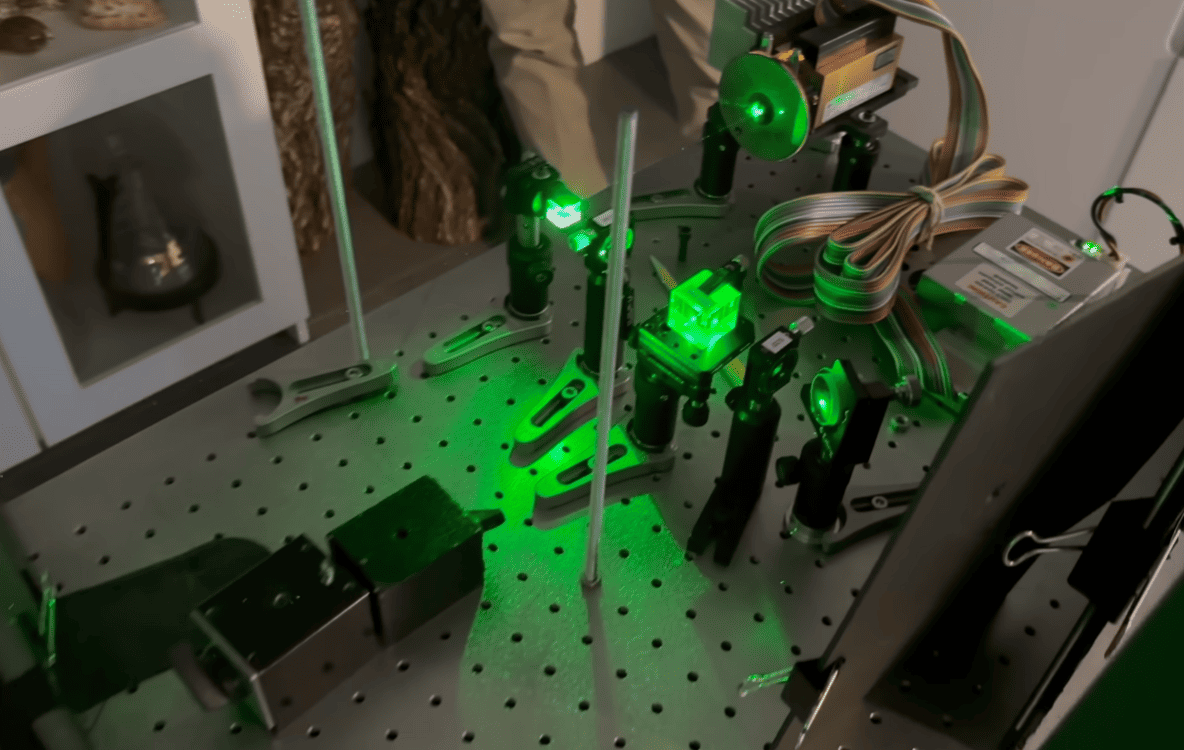 How Do Hologram Projectors Work? - Technetron Electronics