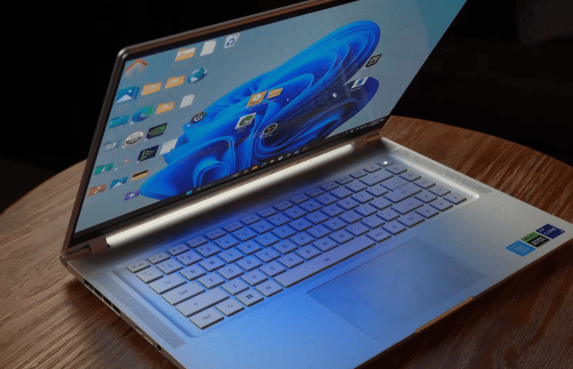 How to Connect Two Projectors to One Laptop? - Technetron Electronics